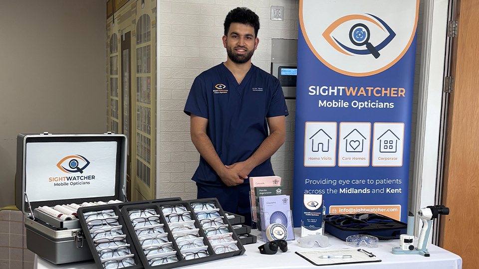 Providing domiciliary eye care across England with SightWatcher Mobile ...