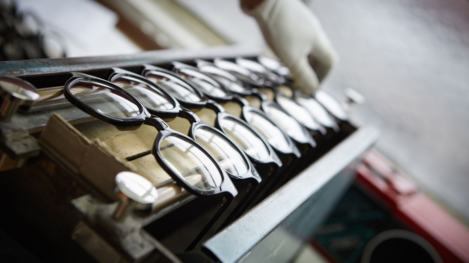 The supply chain supporting optometrists