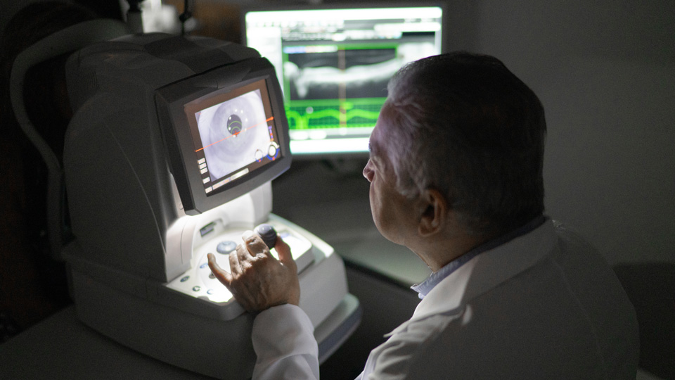Glaucoma UK opens applications for Health and Social Care Professionals ...