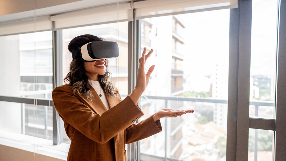 Researchers observe real-time changes in tear film during VR gaming